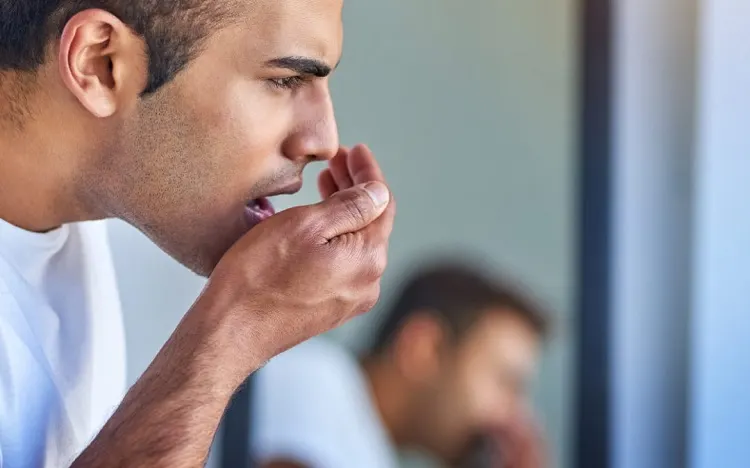 Mauvaise haleine (halitose) : causes, bilan et traitements efficaces
